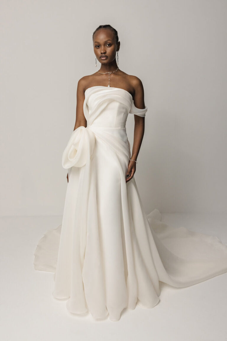 Top 5 Wedding Dress Trends Gen Z Brides are Loving Right Now - Sash ...